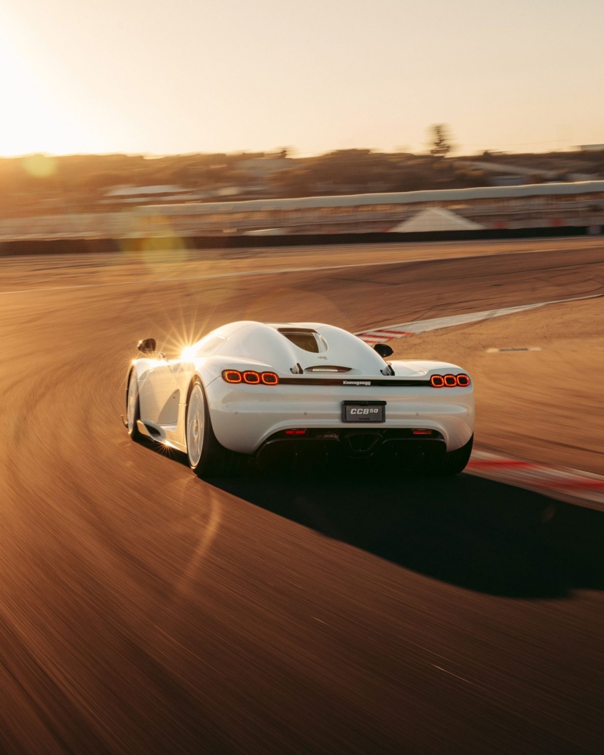 Start | Koenigsegg Gear